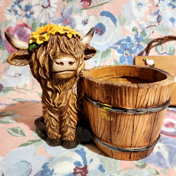 Hobby Lobby | Accents | Hobby Lobby Spring Highland Cow Small Planter ...